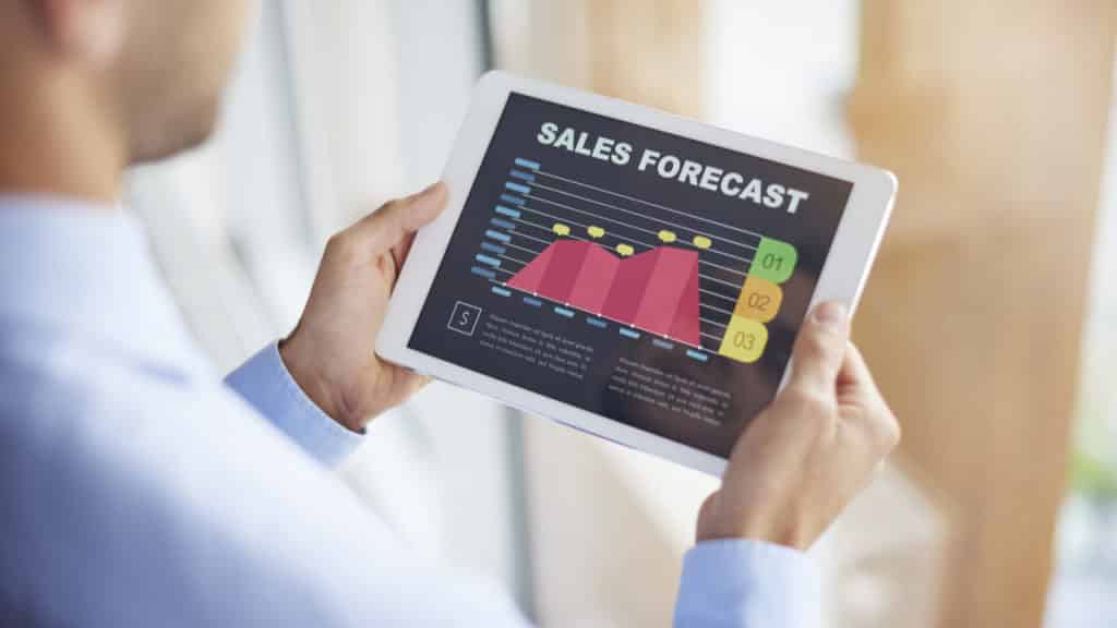 How Machine Learning is Simplifying Sales Forecasting & Increasing Accuracy